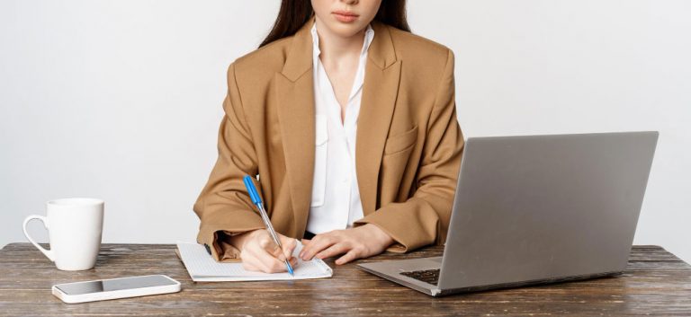 About - Vanessa Vella